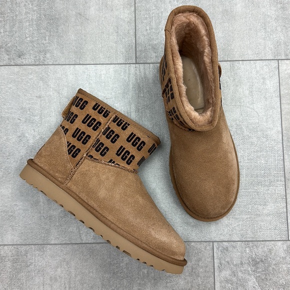 UGG | Shoes | Ugg Classic Mini Ii Ugg Graphic Beown Chestnut Winter ...
